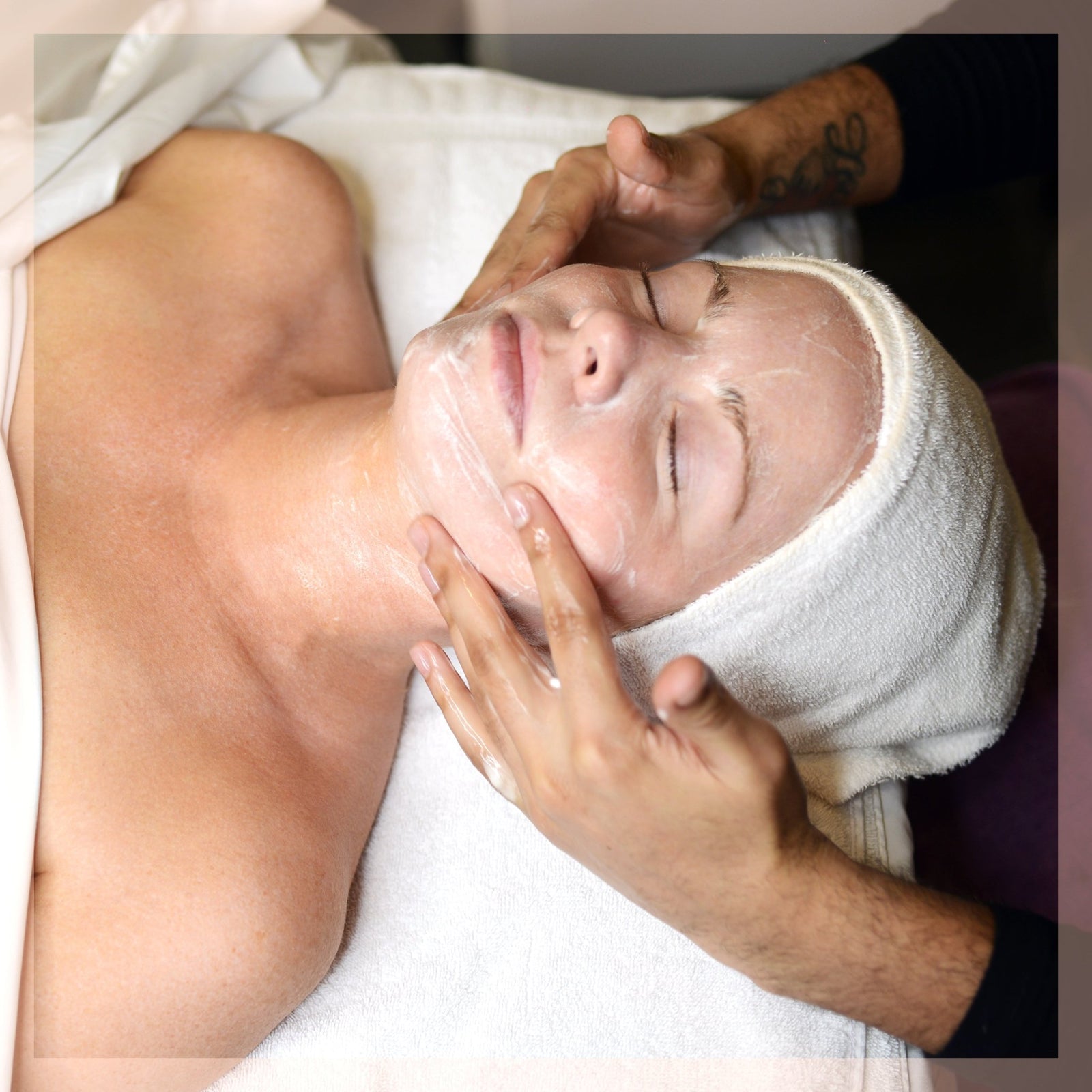 The SuperNova Facial Is A Transformative Treatment That Celebrities Lo ...